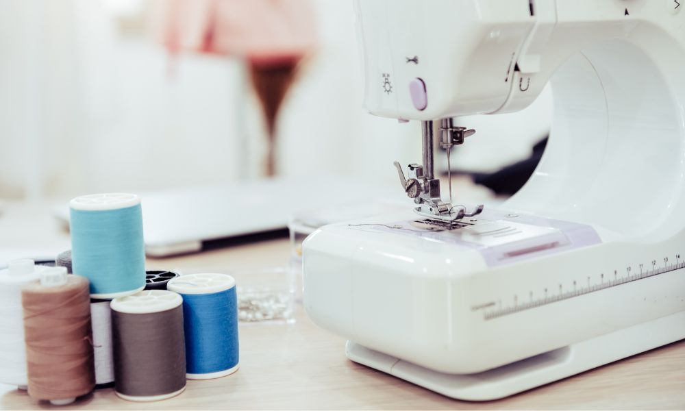 7 Sewing Machine Accessories That Make Life a Little Easier – Lindley ...